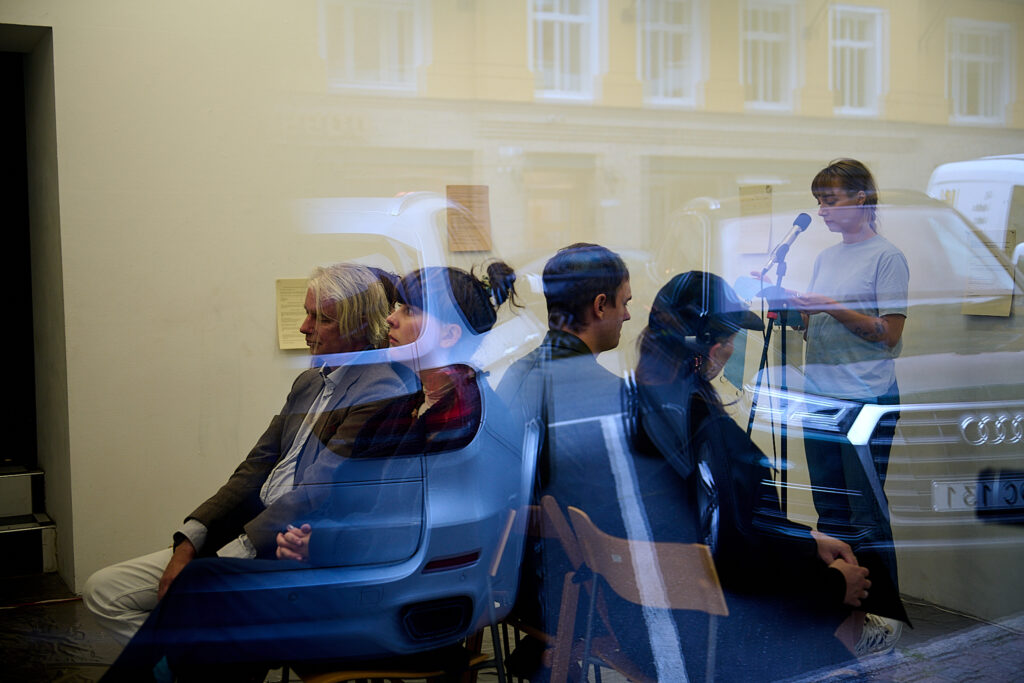 Tid, rum, förflyttning / Time, space, movement – Moa Hjärtström